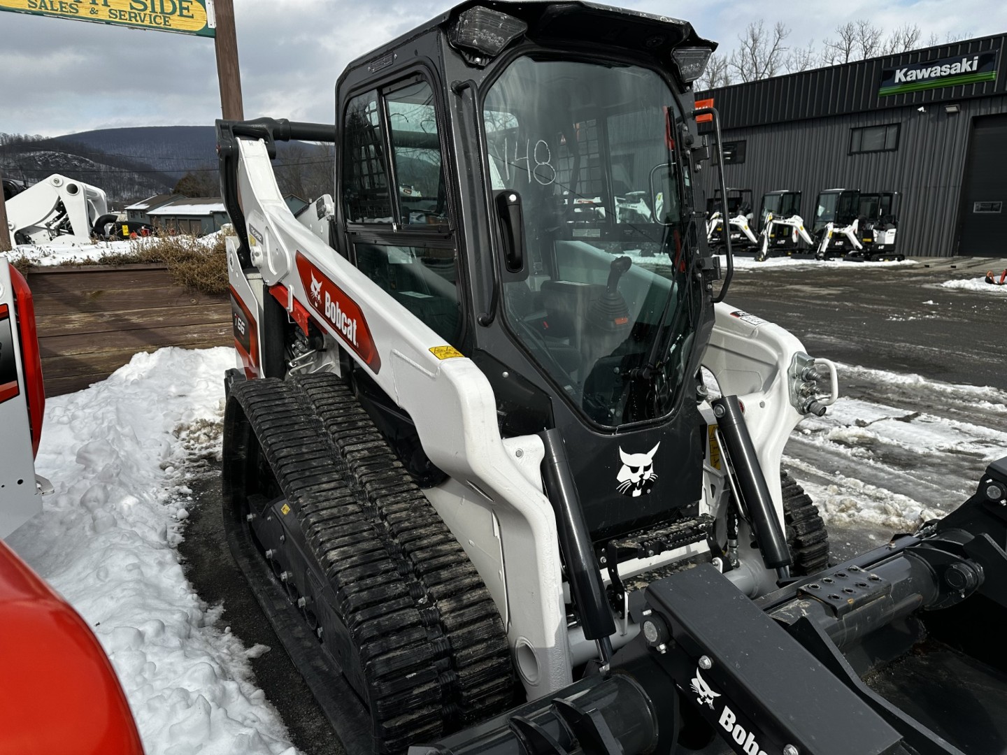 2026 Bobcat T66 Compact Track Loader Deluxe Package # 9732 - South Side ...